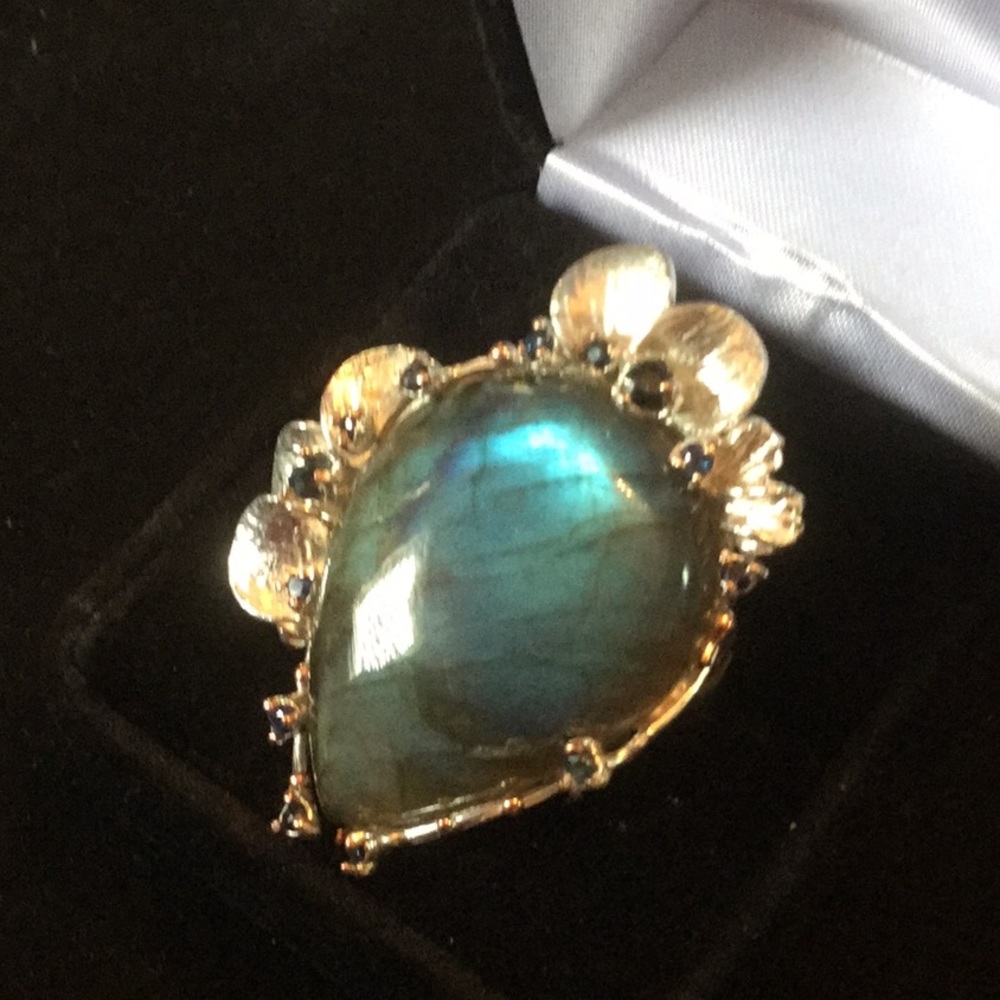 Mysterious, Opalescent Labradorite & Sapphire Ring - Gem